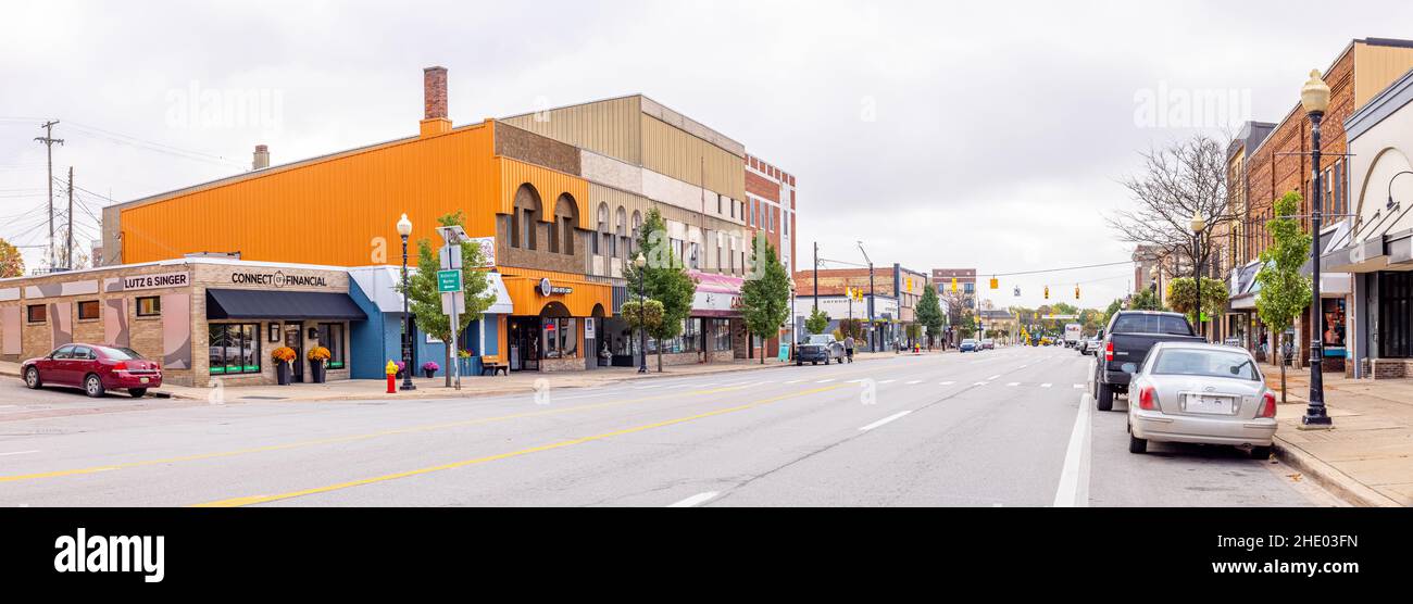 Cadillac, Michigan, USA - October 22, 2021: the historic downtown as ...