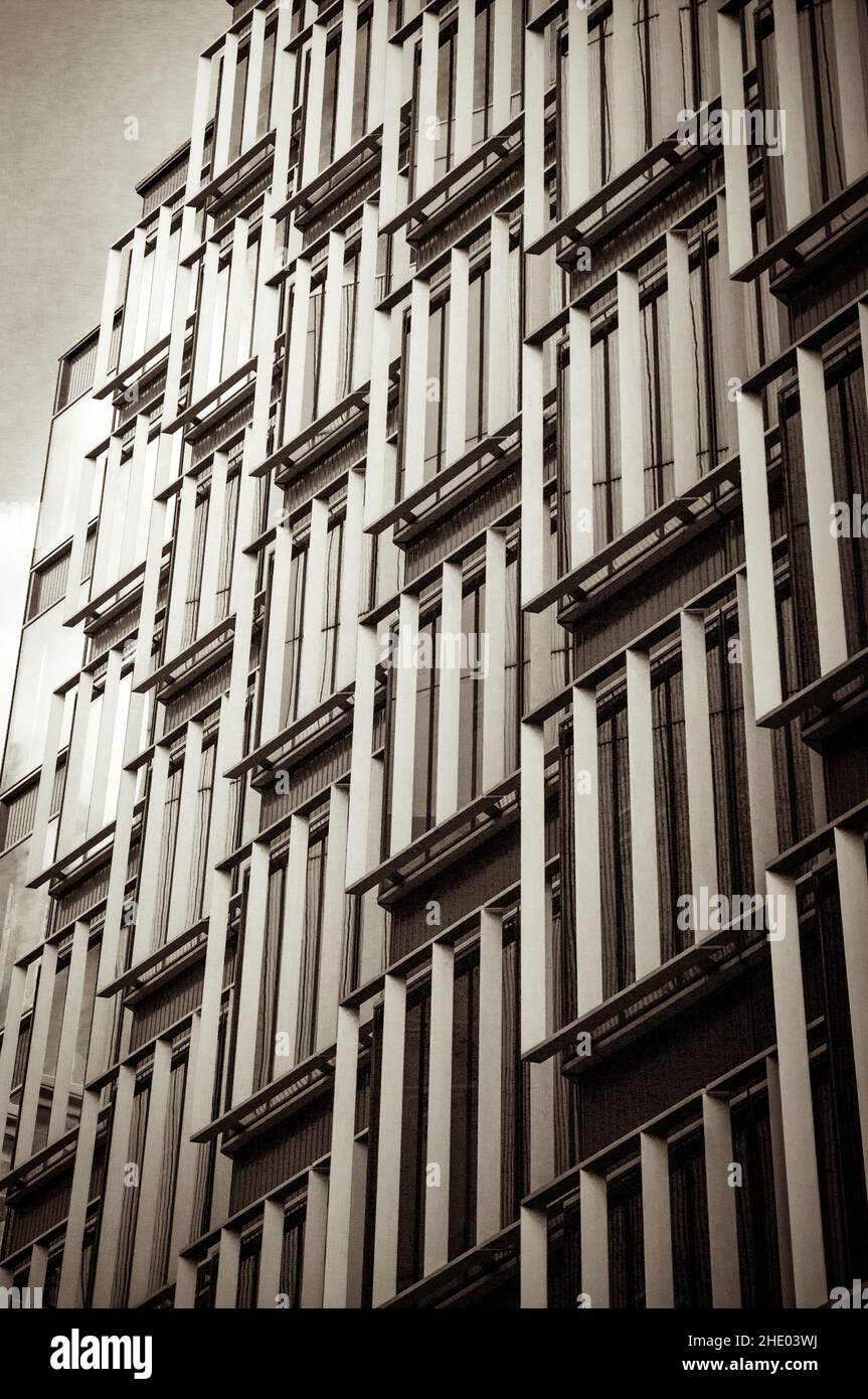 2 More London Riverside - corner of building. (7 More London on the ...