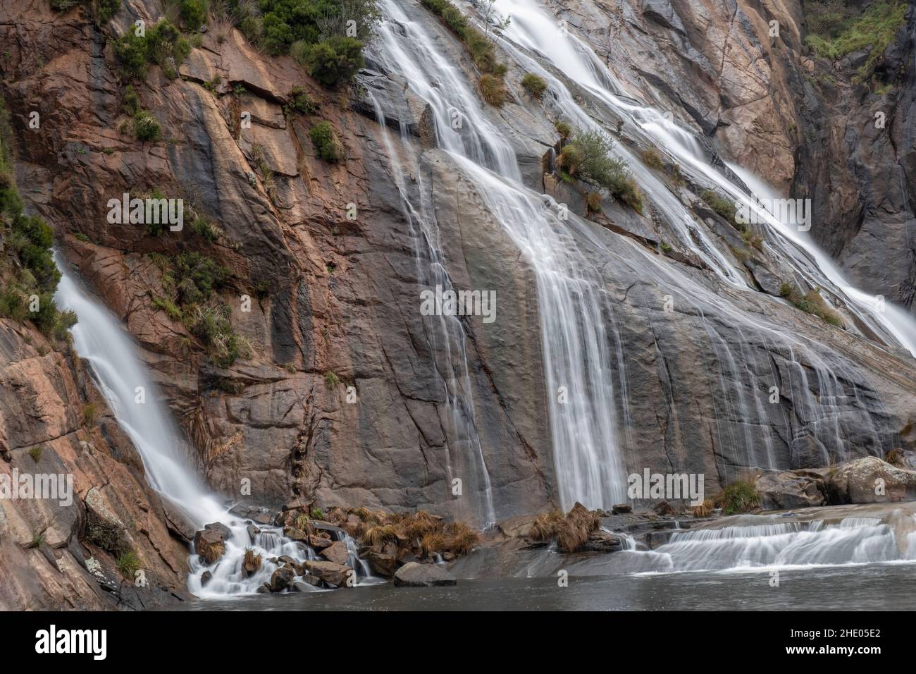 Beautiful view of the Ezaro waterfall in Spain Stock Photo - Alamy