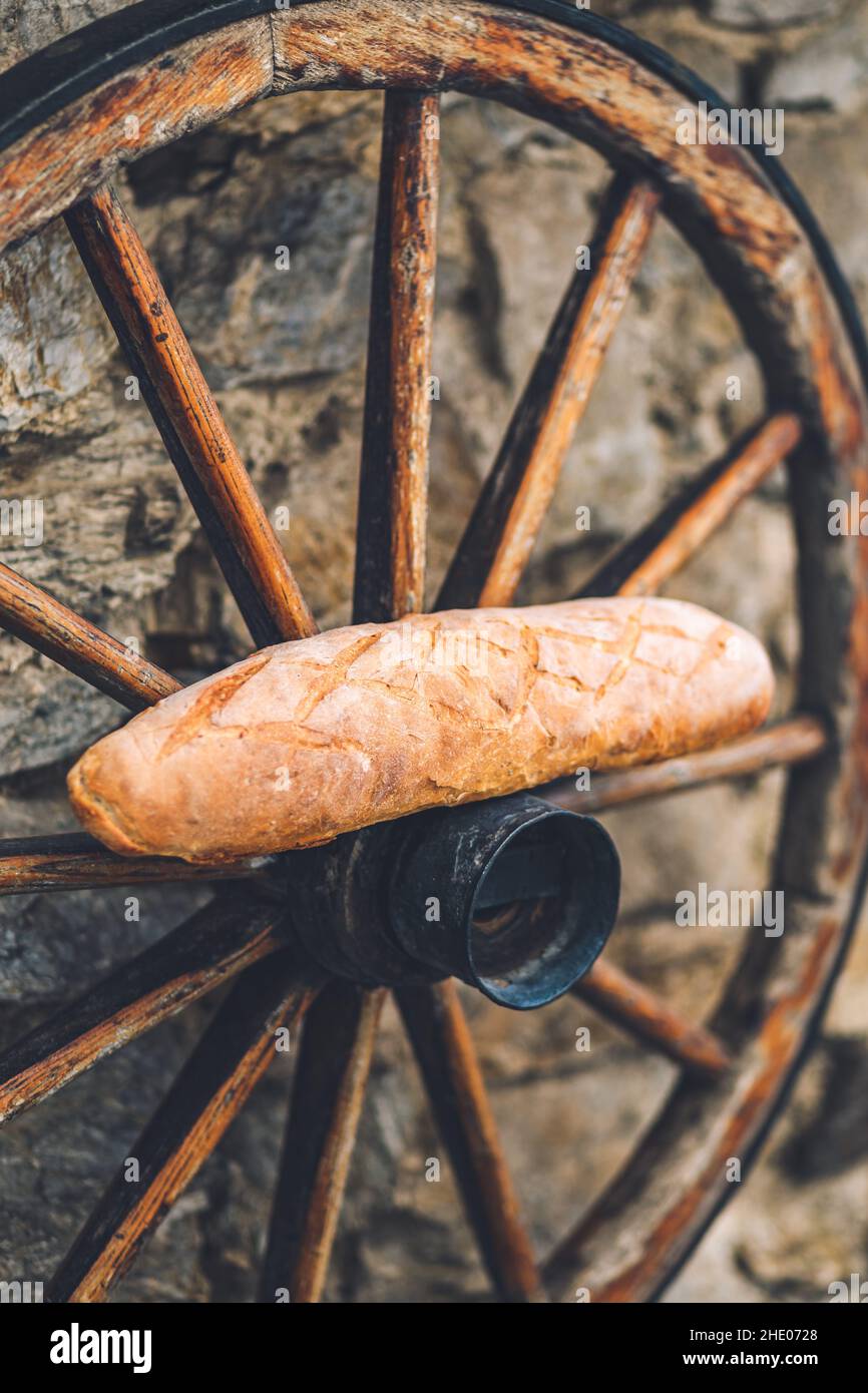 Wheel of bread hi-res stock photography and images - Alamy