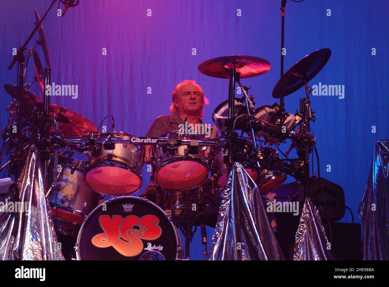 Yes Live in London Stock Photo - Alamy