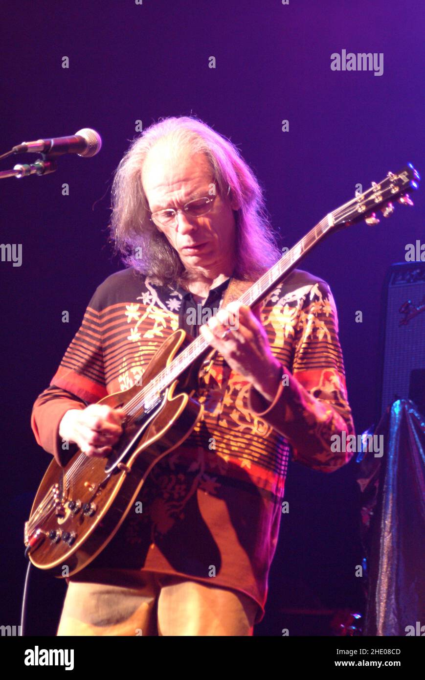 Yes Live in London Stock Photo - Alamy