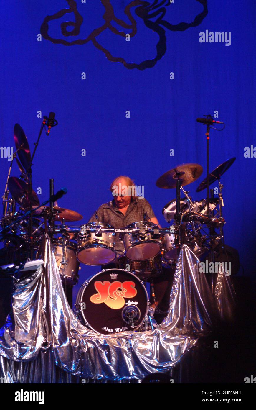 Yes Live in London Stock Photo - Alamy