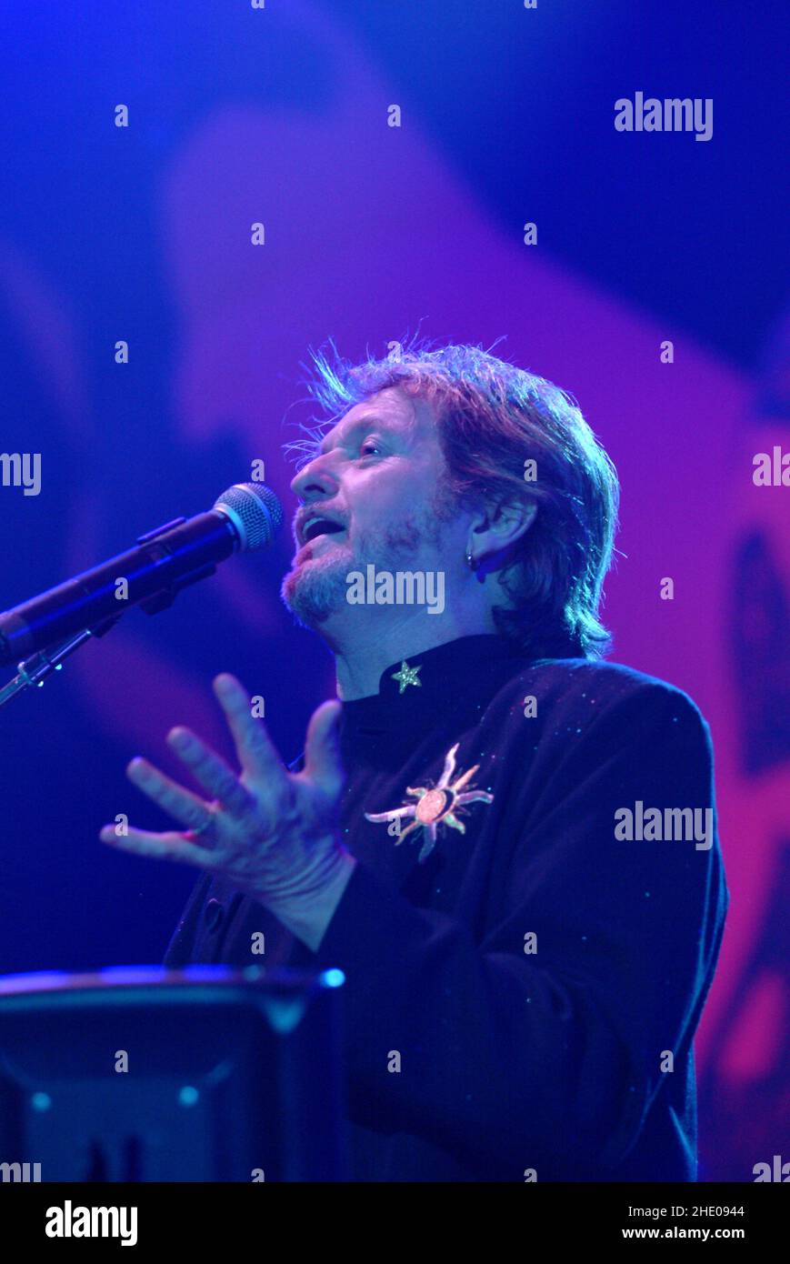 Yes Live in London Stock Photo - Alamy