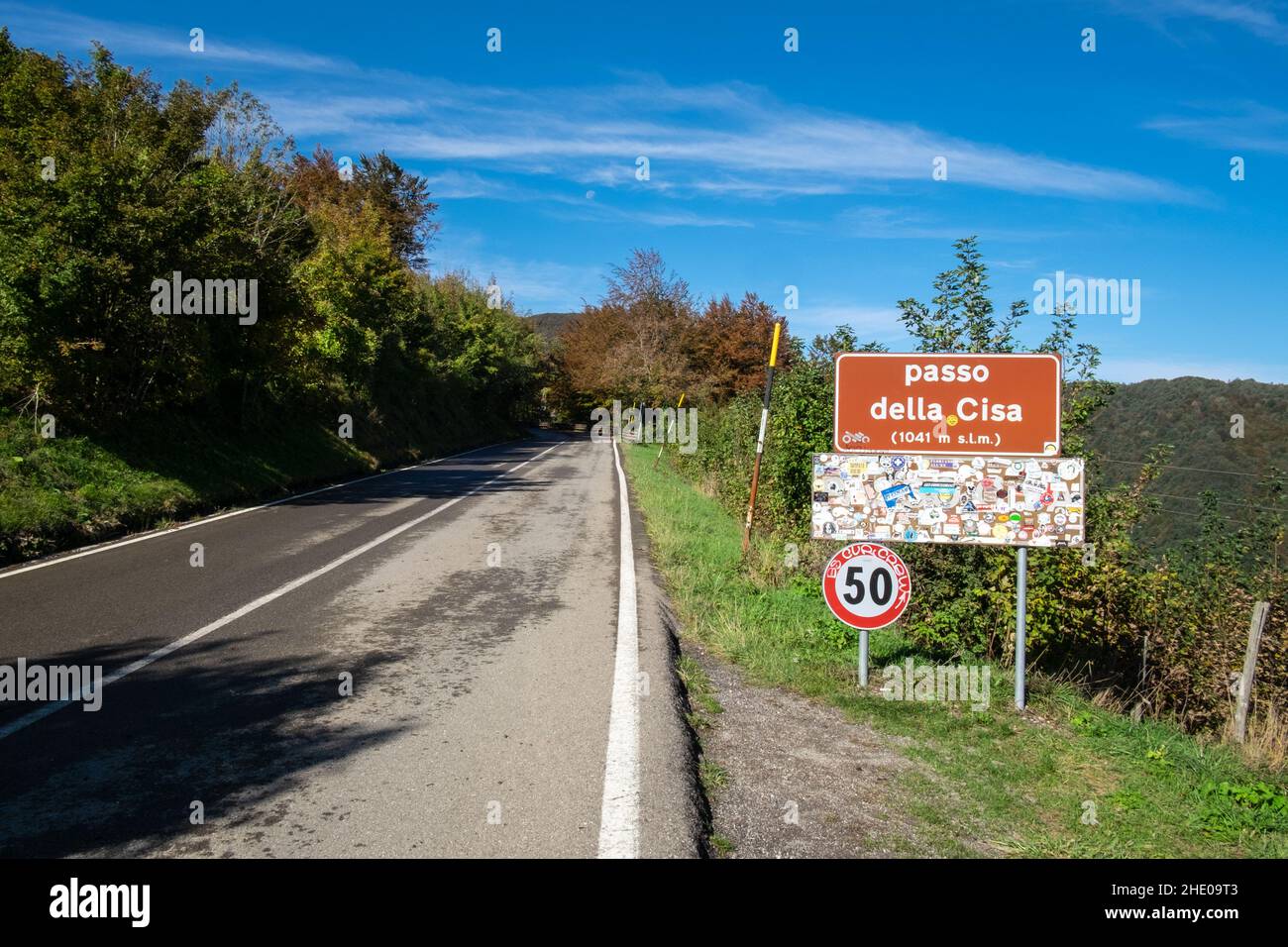 PASSO DELLA CISA (MS), ITALIA - OCTOBER 7, 2020. Road signs of the Via ...