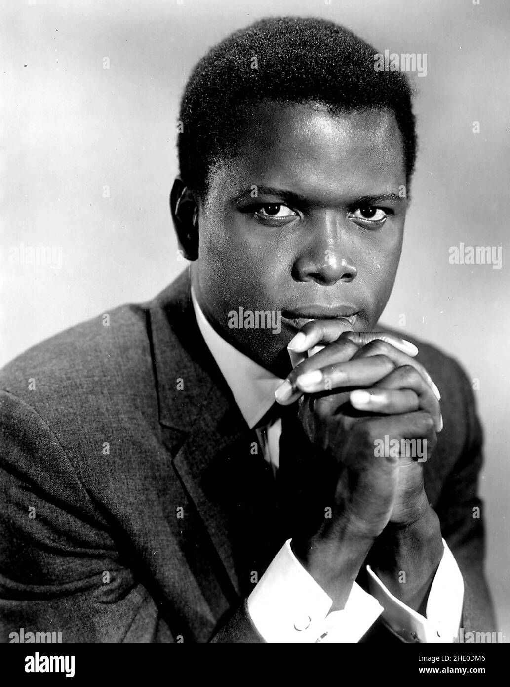 The slender thread poitier hi-res stock photography and images - Alamy