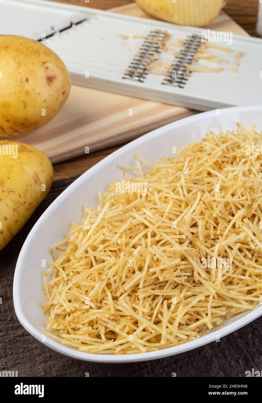 Potato shoestring hi-res stock photography and images - Alamy