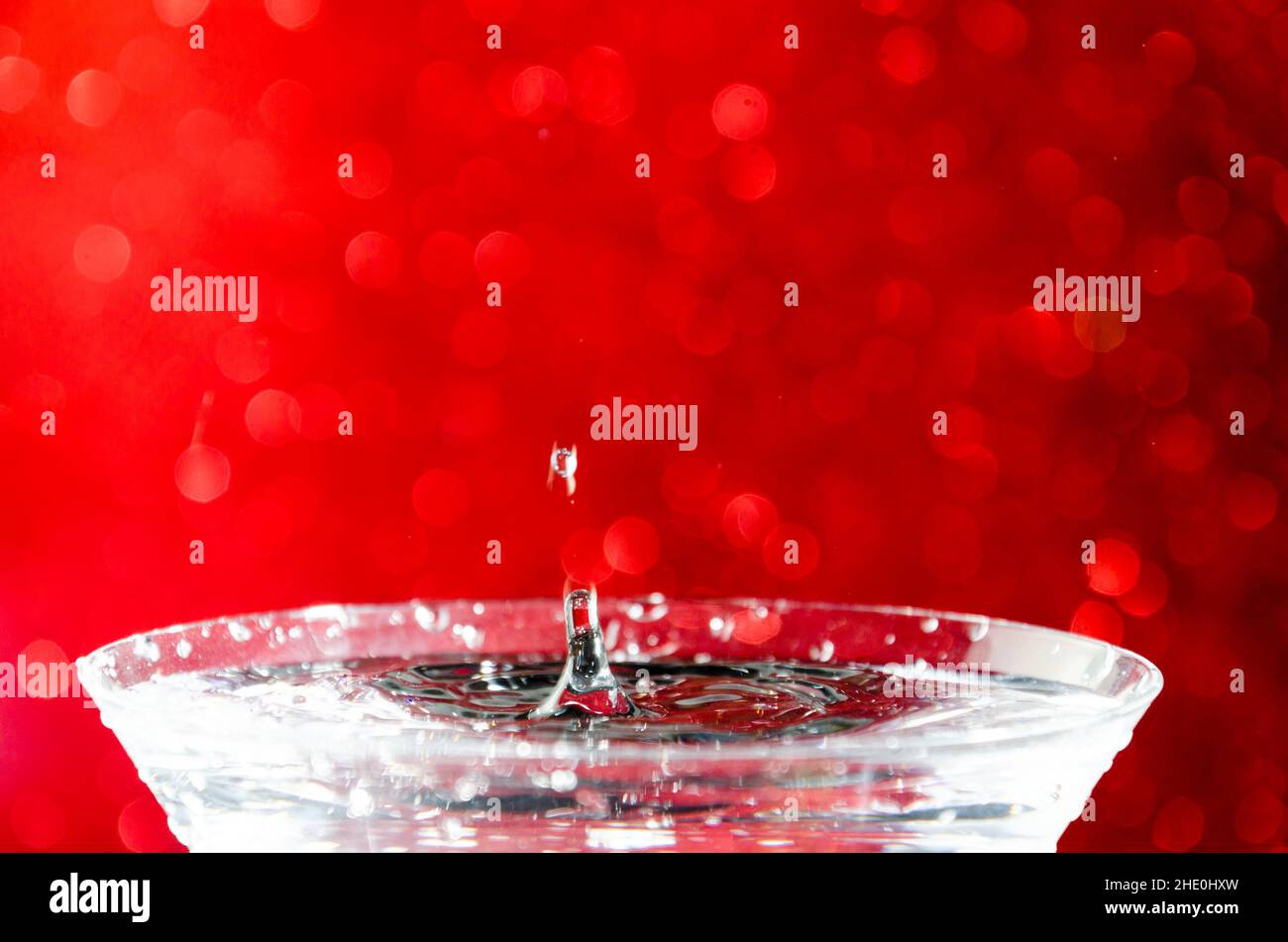 Water falling on the glass hi-res stock photography and images - Alamy