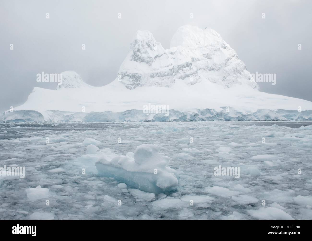 Brash hi-res stock photography and images - Alamy