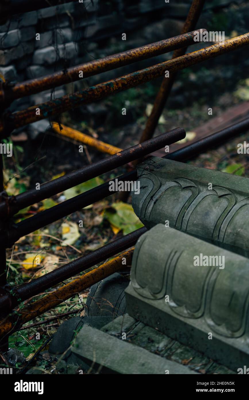 Industrial iron structures hi-res stock photography and images - Alamy