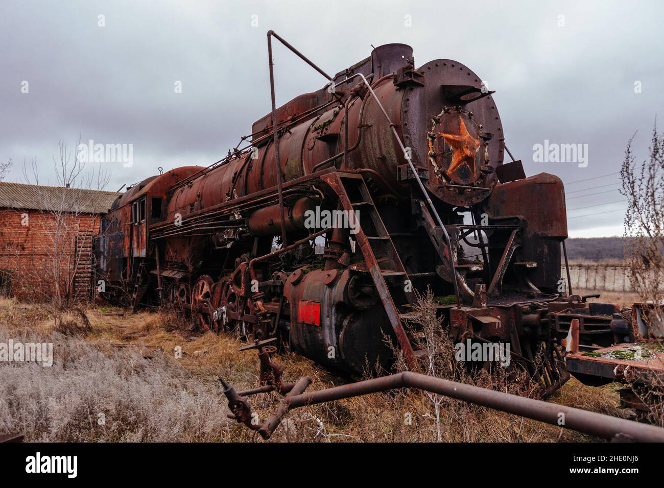 Abandoned steam locomotive hi-res stock photography and images - Alamy
