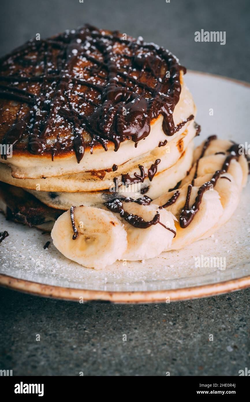 Bananas cake hi-res stock photography and images - Alamy