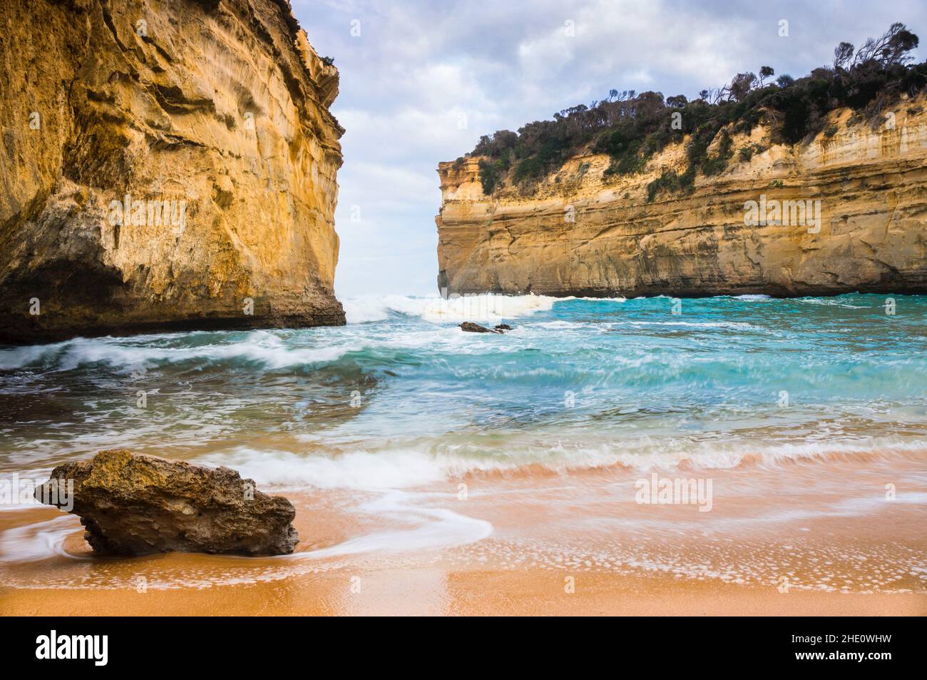 Landscape view of the Gibson Steps, Victoria. The Australia bay ...