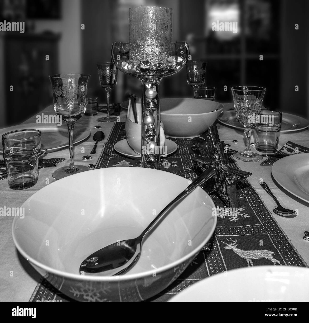 Setting up table Black and White Stock Photos & Images - Alamy