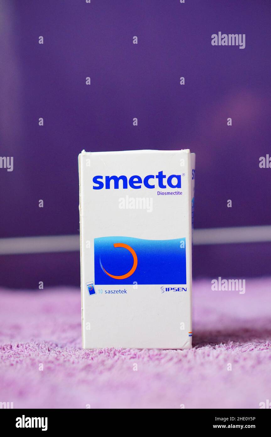 Polish Smecta medicine in a paper box Stock Photo - Alamy