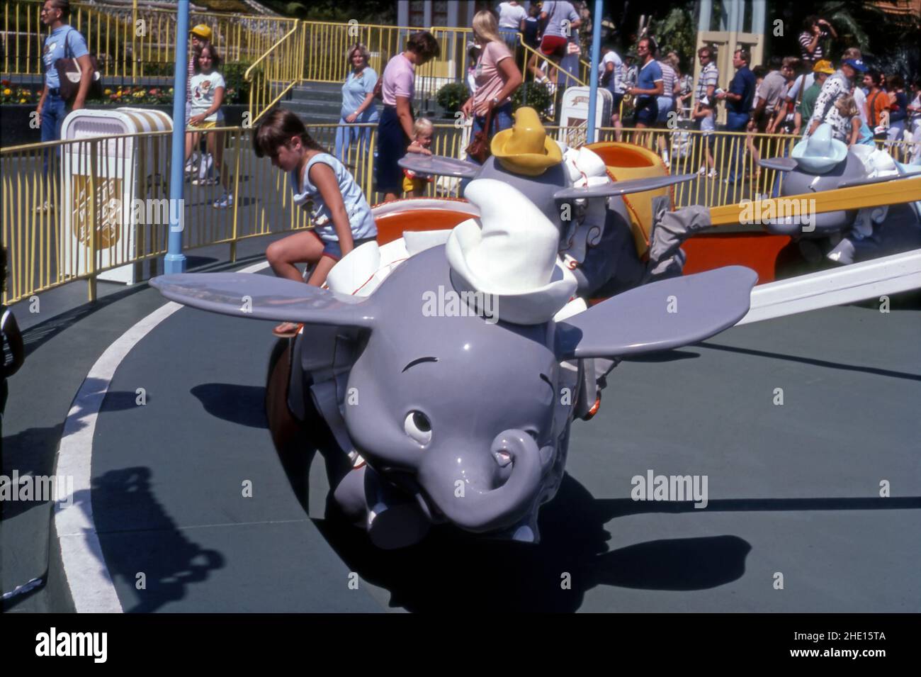 Dumbo disney hi-res stock photography and images - Alamy