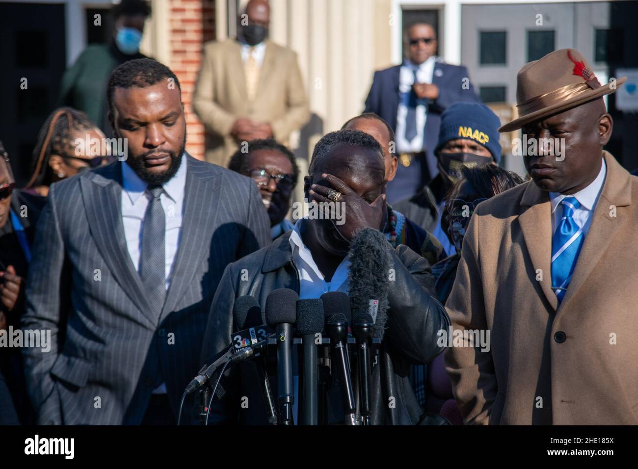 Marcus Arbery, father of Ahmaud Arbery, is overcome with emotion as he ...