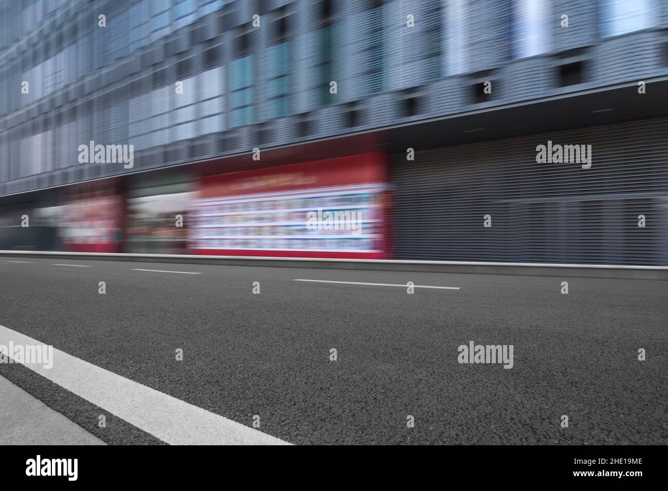 Empty traffic hi-res stock photography and images - Alamy