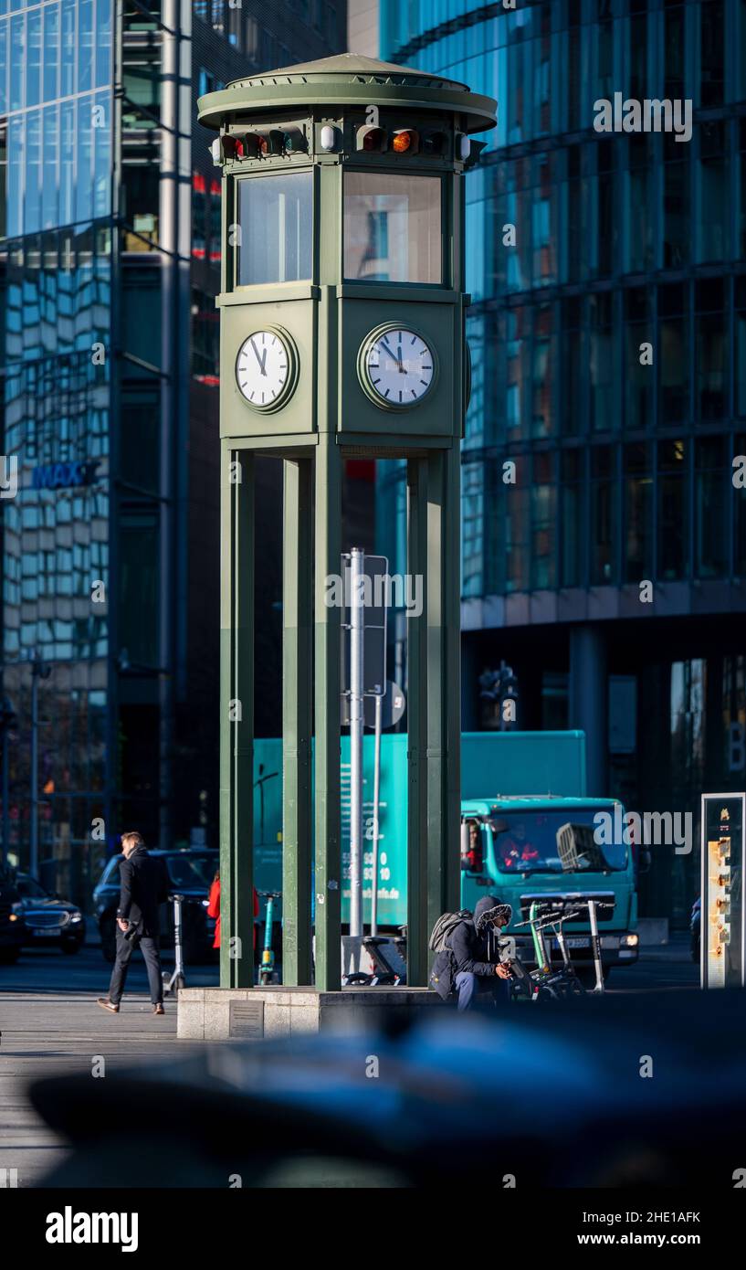 Berlin, Germany. 06th Jan, 2022. The replica of the traffic light tower ...