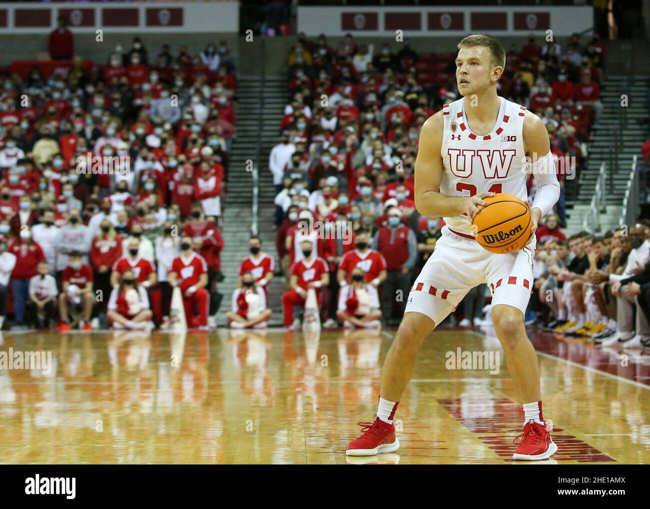 Madison, WI, USA. 06th Jan, 2022. Wisconsin Badgers guard Brad Davison ...