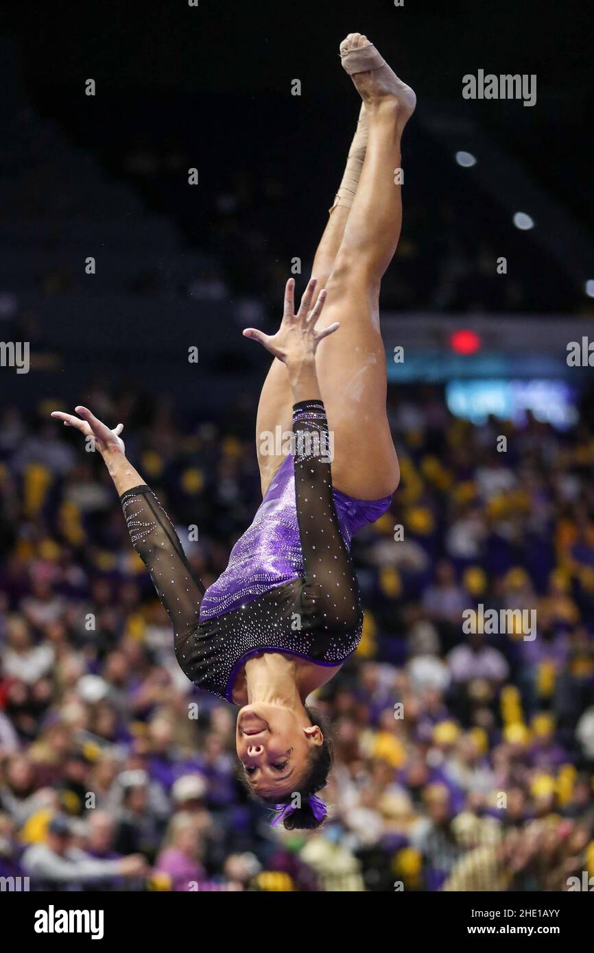Baton Rouge, LA, USA. 07th Jan, 2022. LSU's Haleigh Bryant looks for a ...