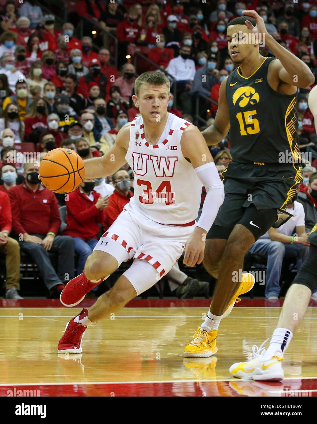 January 06, 2022: Wisconsin Badgers guard Brad Davison (34) drives to ...