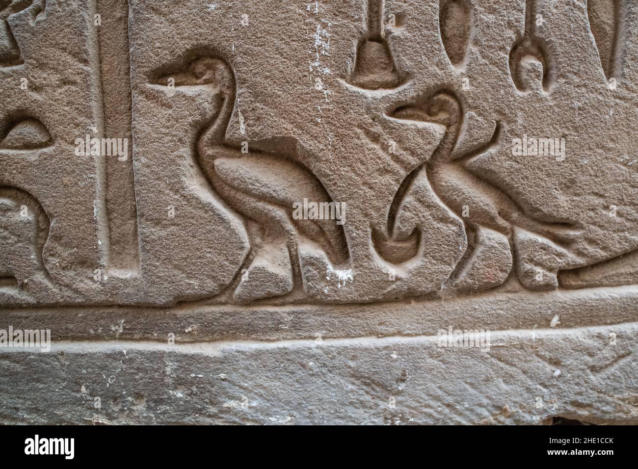 Duck carving hi-res stock photography and images - Alamy