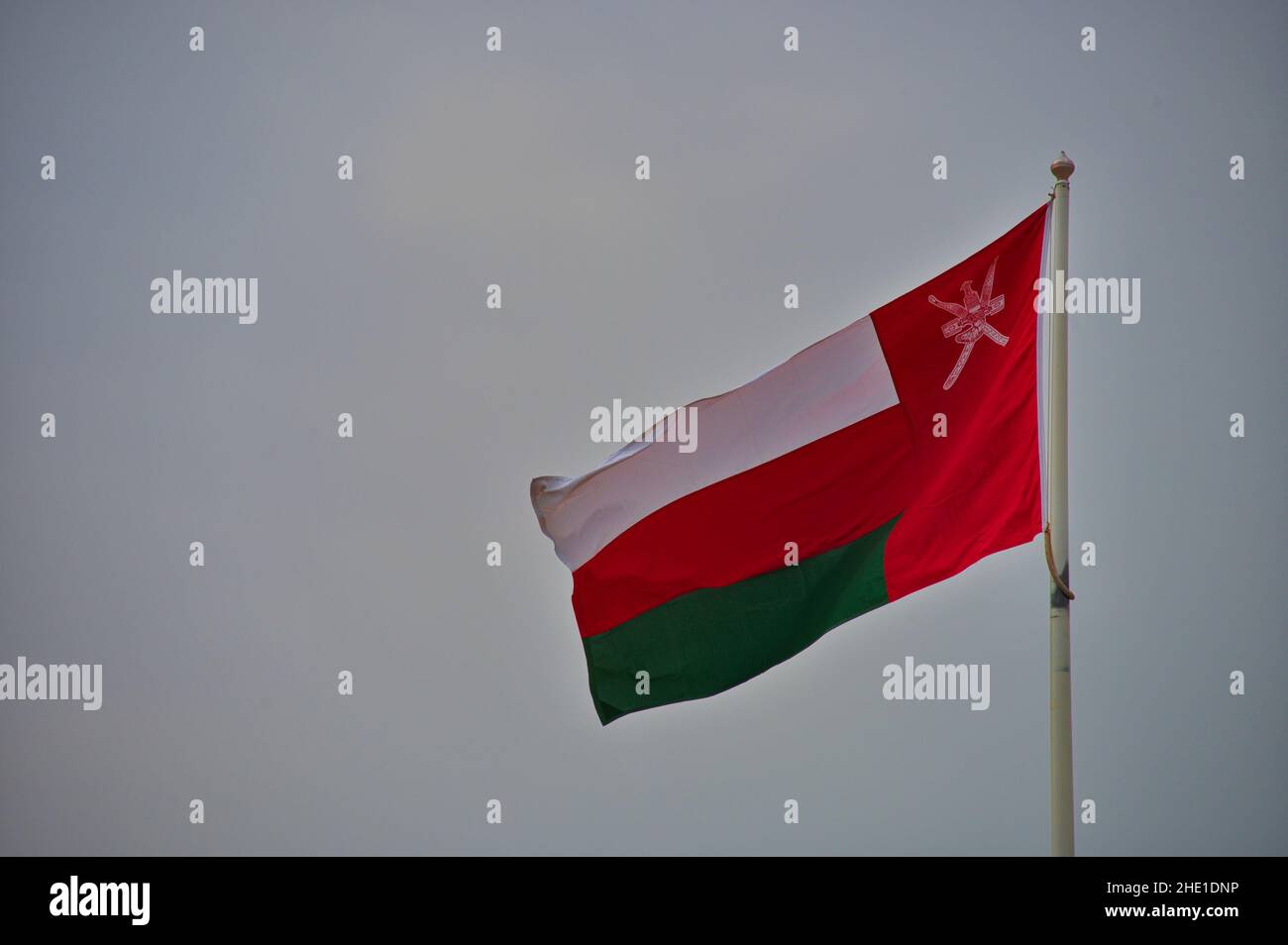 Large Oman flag waving in the wind Stock Photo - Alamy
