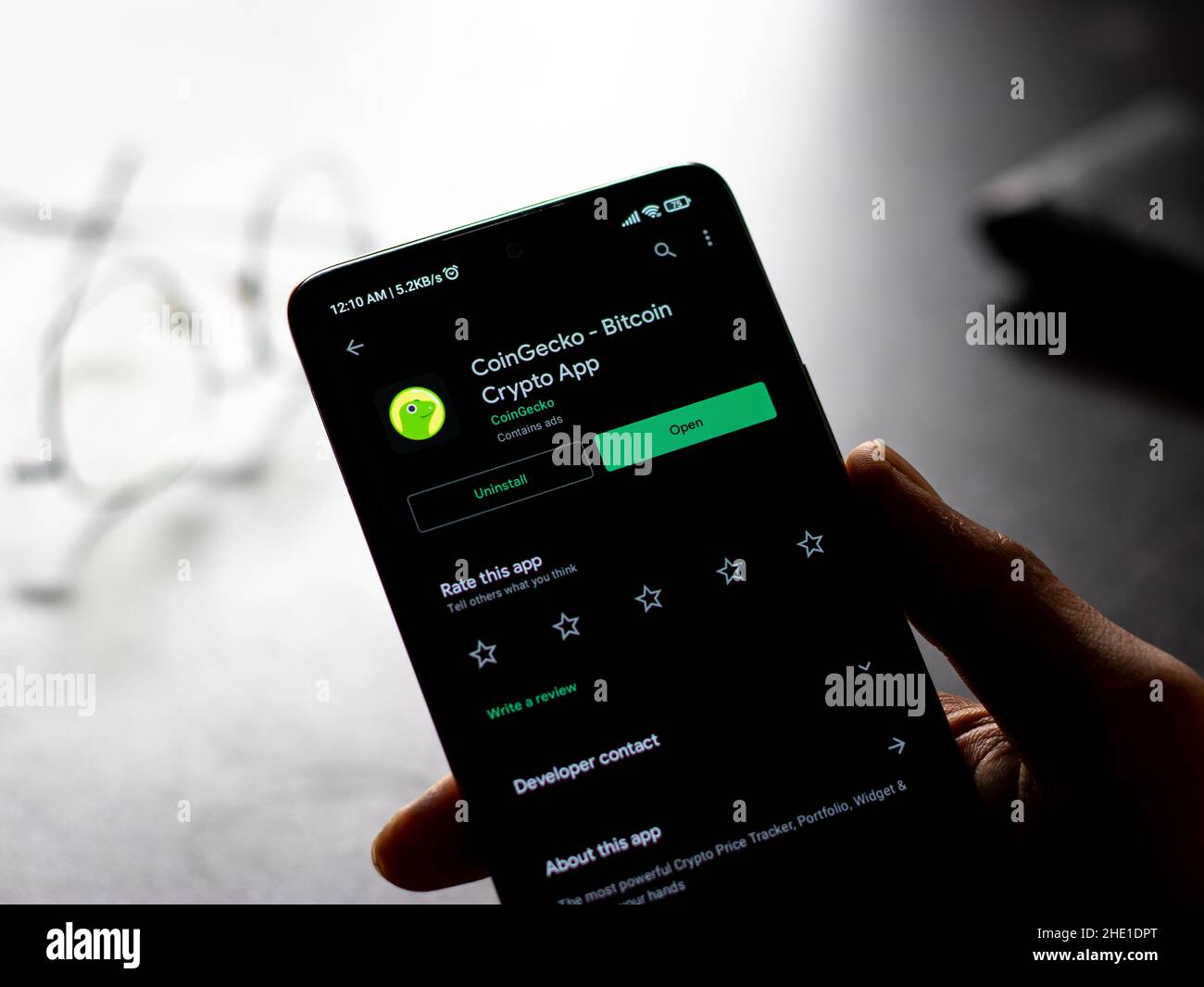 West Bangal, India - January 7, 2022 : CoinGecko logo on phone screen ...