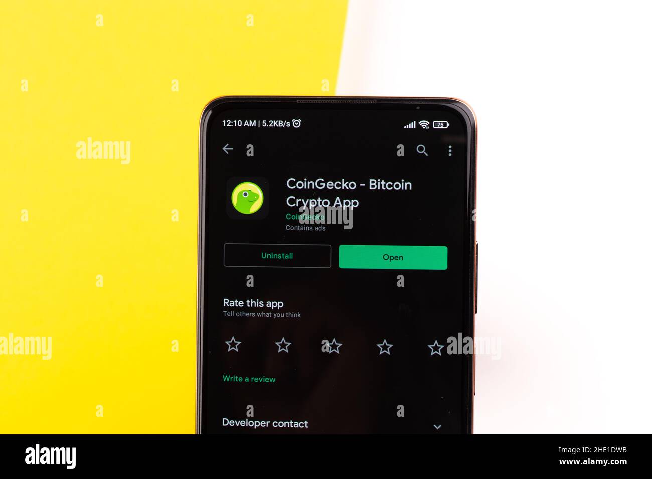 West Bangal, India - January 7, 2022 : CoinGecko logo on phone screen ...