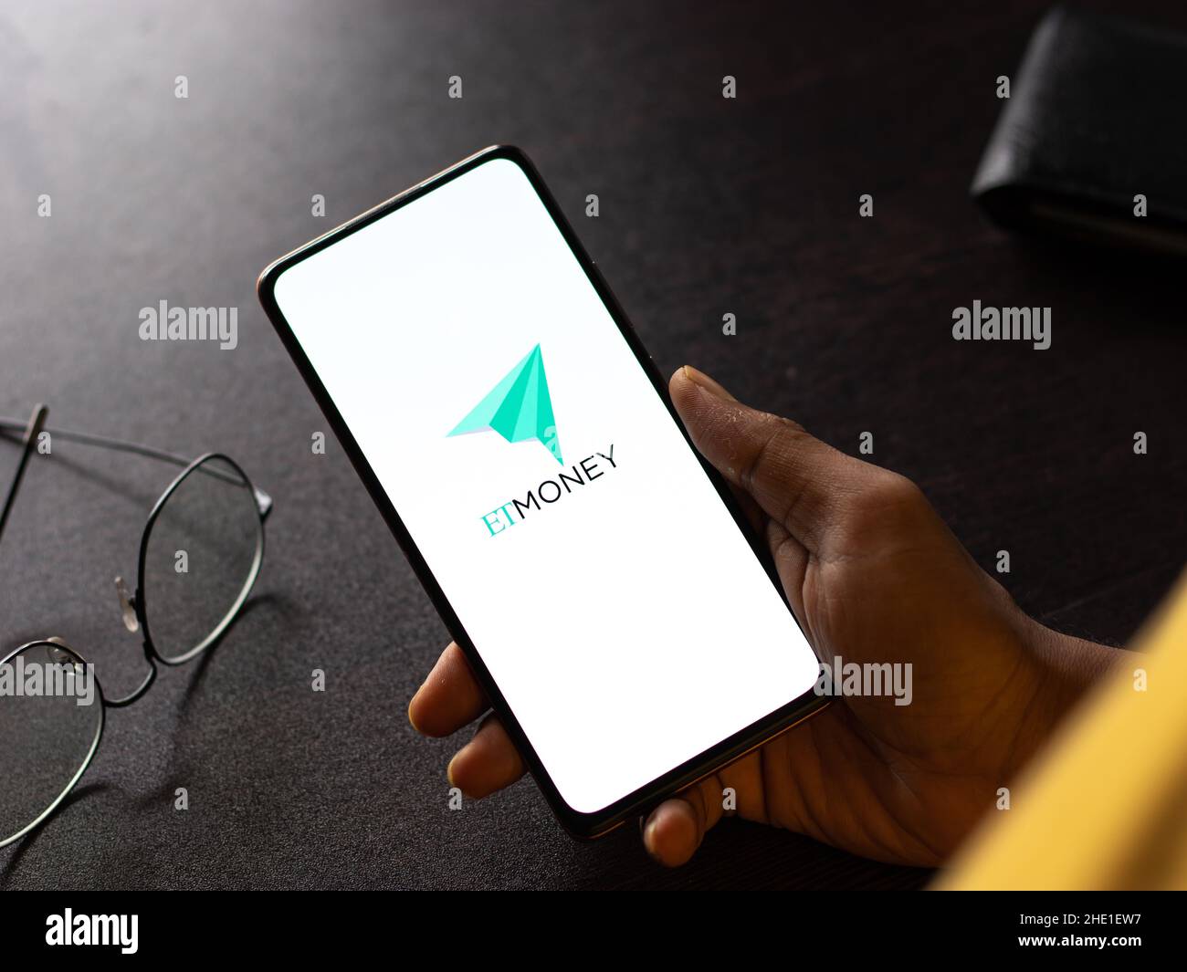 West Bangal, India - January 7, 2022 : ET Money logo on phone screen ...