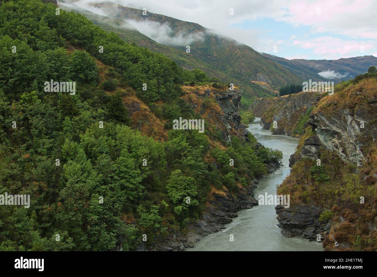 Kawarau river in gorge hi-res stock photography and images - Alamy