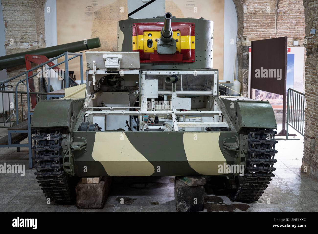 Repair old military vehicle hi-res stock photography and images - Alamy