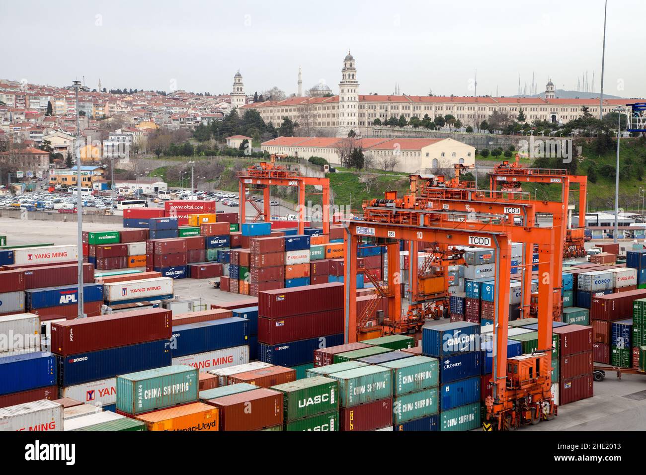 Istanbul,Turkey - 03-21-2013:Haydarpasa Port and cargo containers Stock ...