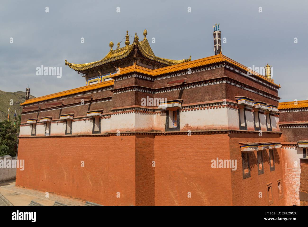 Labrang monastery architecture hi-res stock photography and images - Alamy