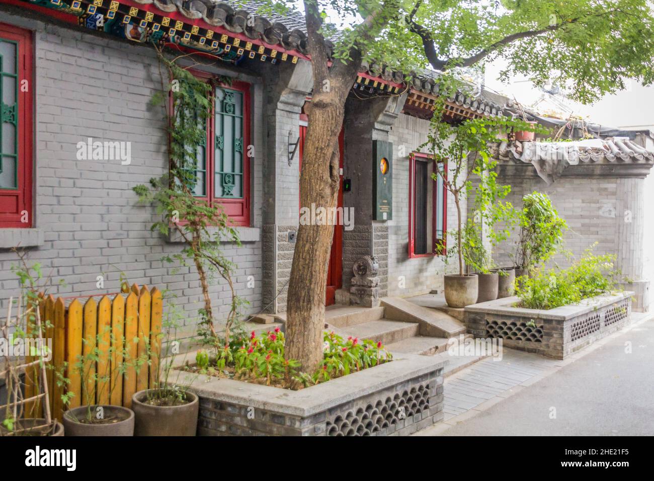 Hutong street in beijing china hi-res stock photography and images - Alamy