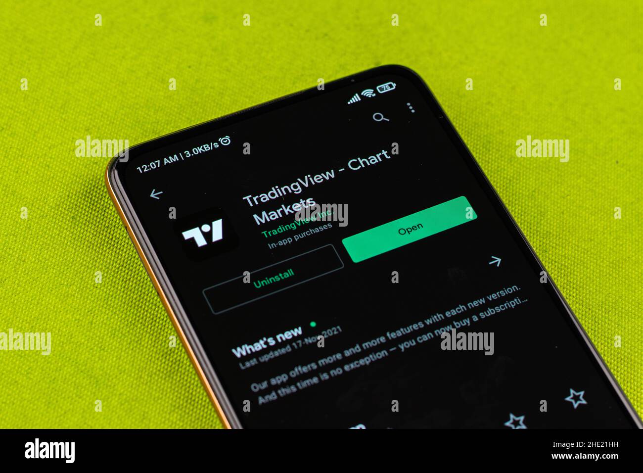 Tradingview logo hi-res stock photography and images - Alamy