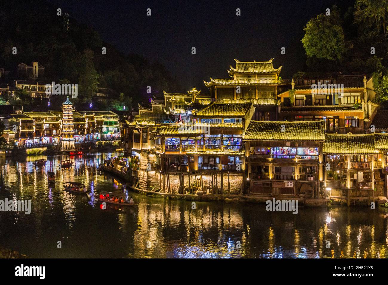 Traditional houses along Tuo river in Fenghuang Ancient Town, Hunan ...