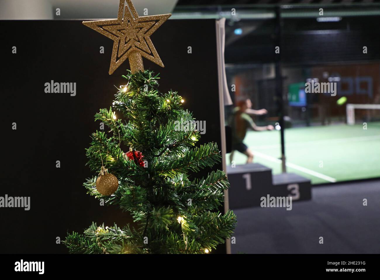 Some who play padel in a padal hall the day before Christmas Eve. Padel ...