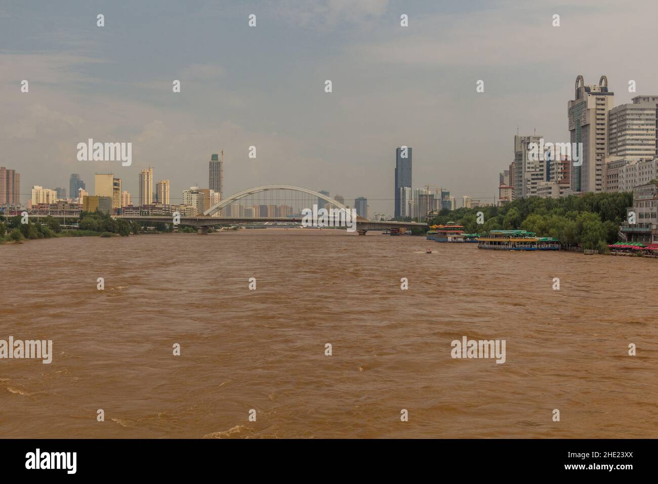 Yellow river Huang He in Lanzhou, Gansu Province, China Stock Photo - Alamy