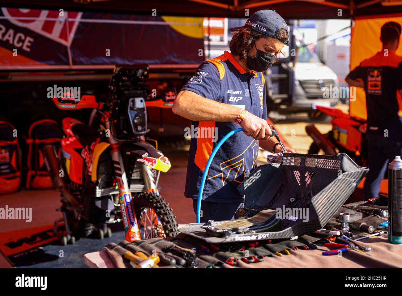 KTM Factory team mechanic, mecanicien during the Rest Day of the Dakar ...