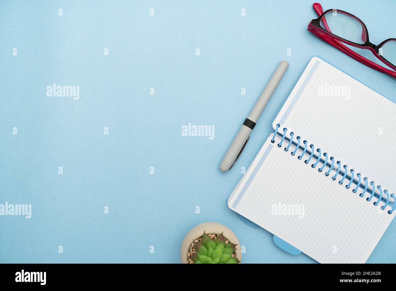 Flashy School Office Supplies, Bright Teaching Learning Collections ...