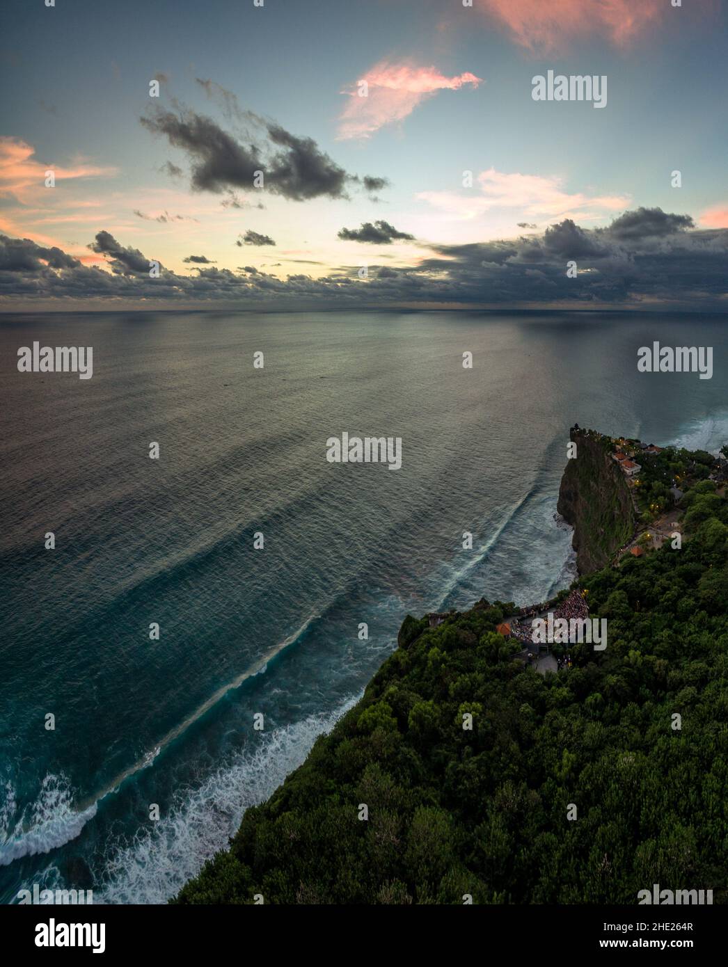 Beautiful view uluwatu rock sunset hi-res stock photography and images ...