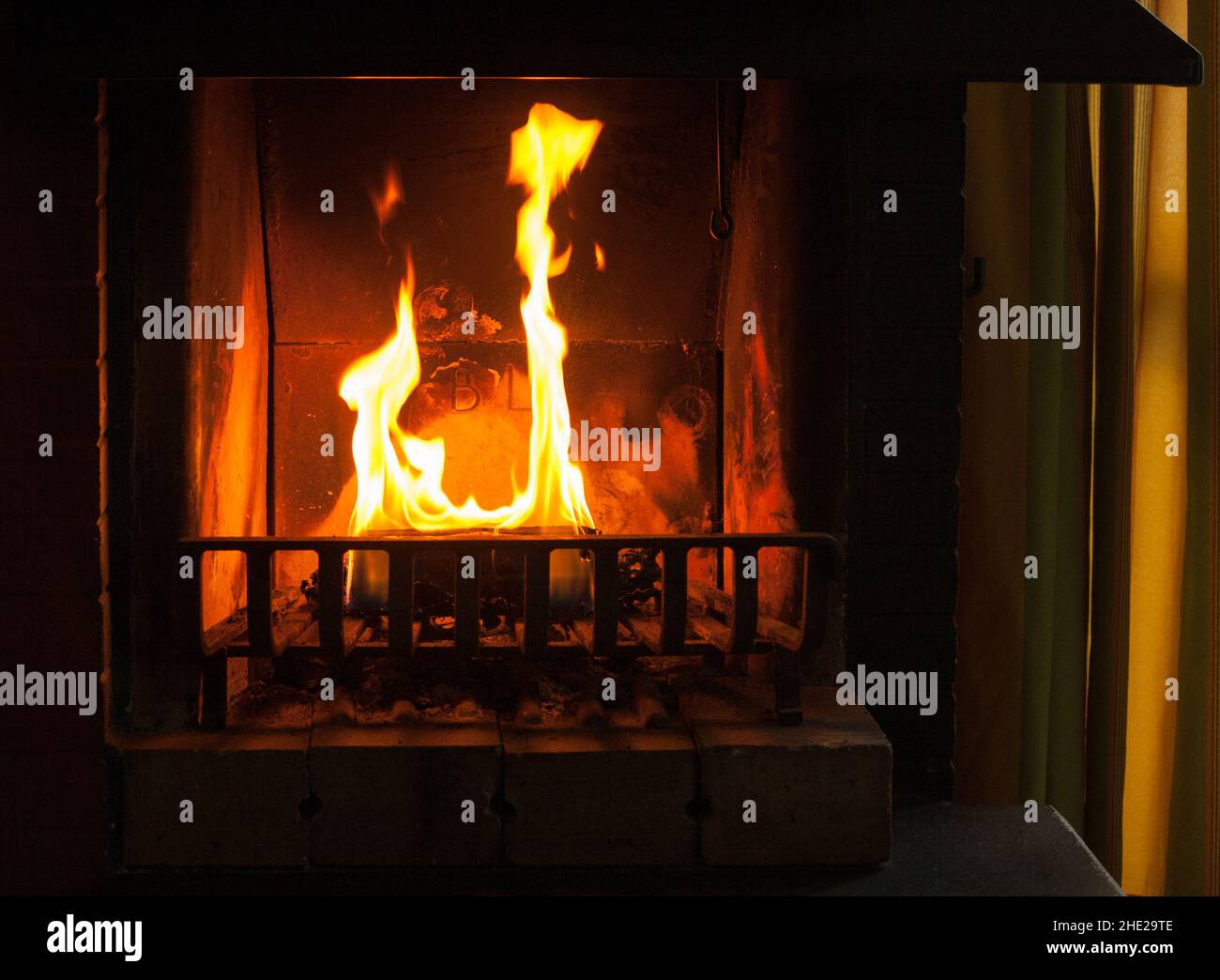 Firewood house children hi-res stock photography and images - Alamy