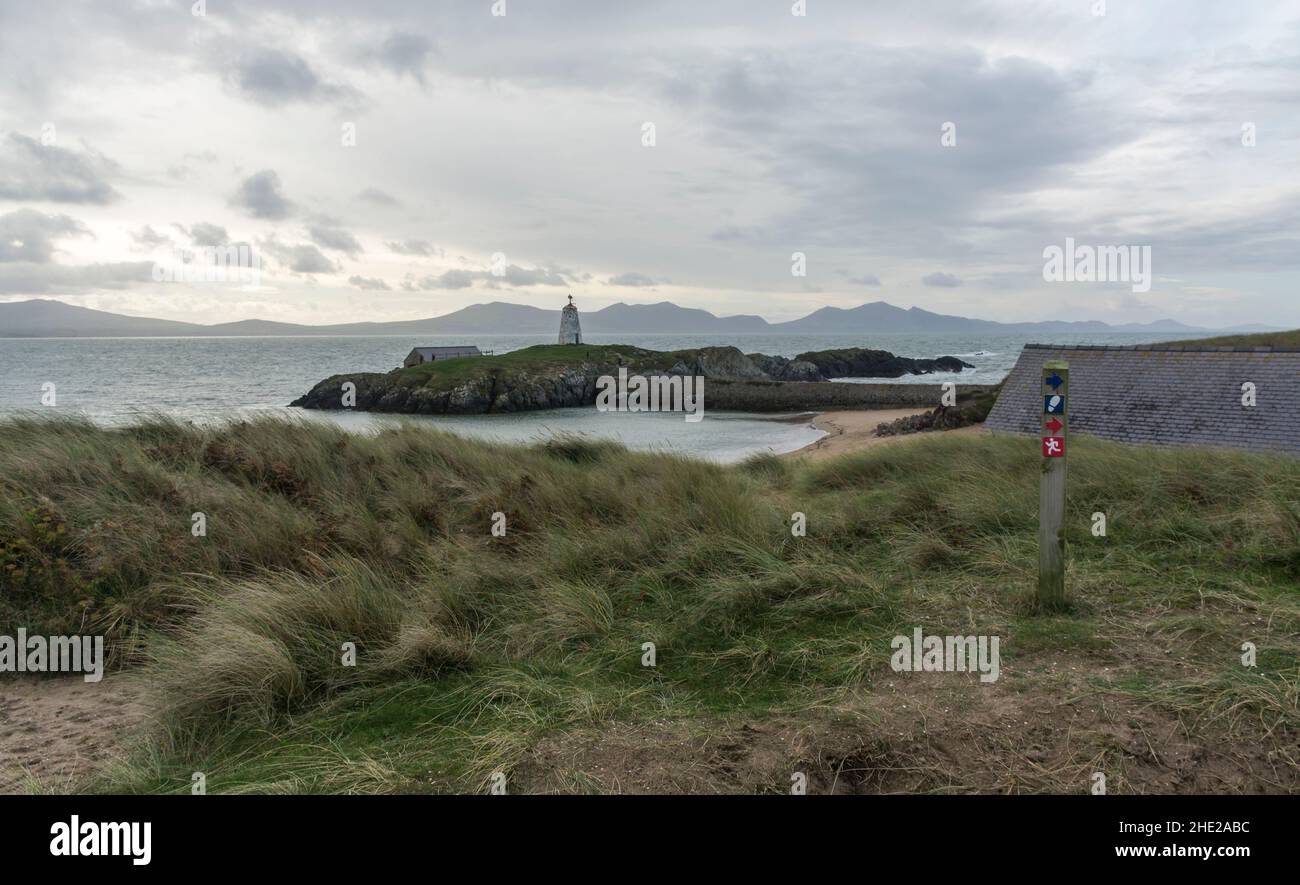 View of Twr Bach lighthouse on Llanddwyn Island, Newborough, Anglesey ...