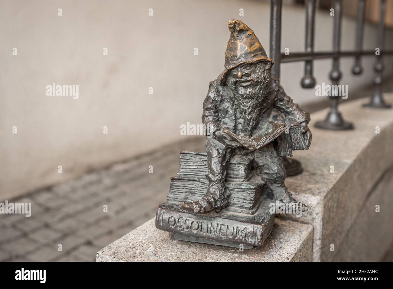 Ossolineum dwarf reading a book (Ossolinek) - since 2005 hundreds of ...