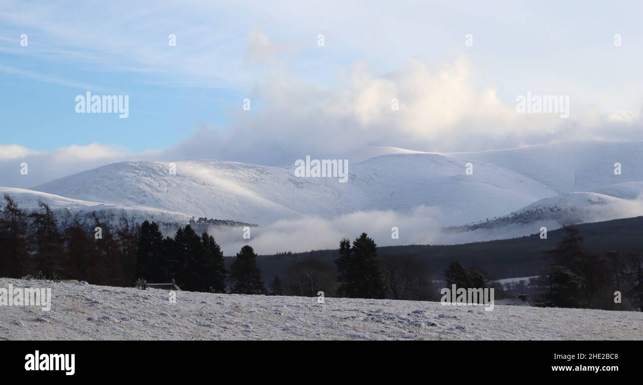Winter scene in Scottish Highlands Stock Photo - Alamy