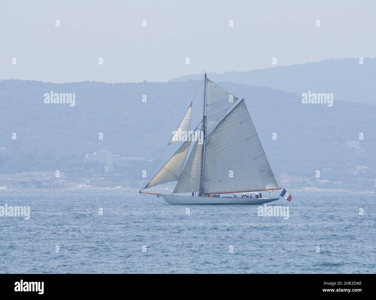 The ocean french sailing ship hi-res stock photography and images - Alamy