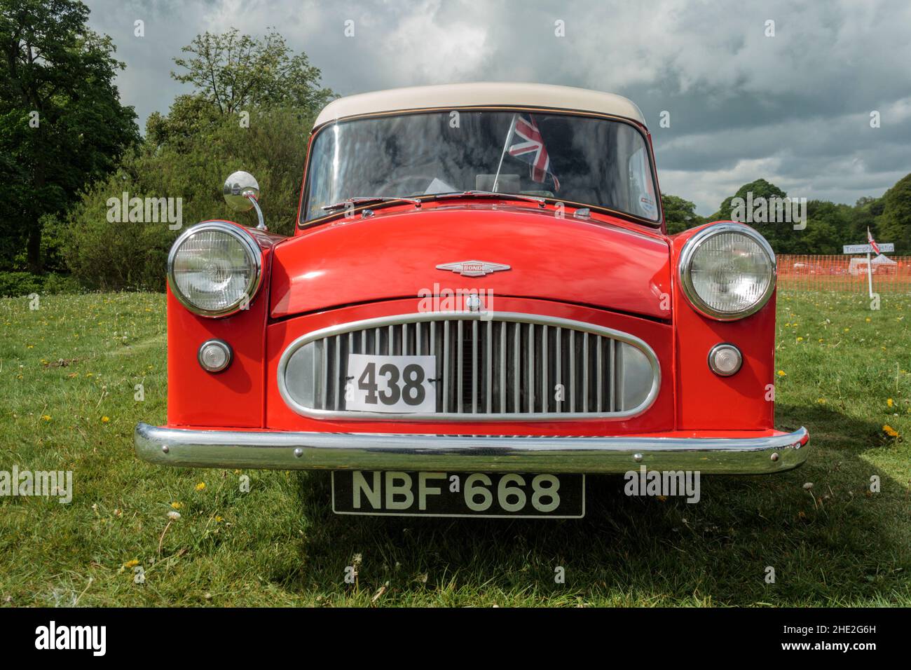 Bond Minicar. Witton Park Classic Car Rally 2012 Stock Photo - Alamy