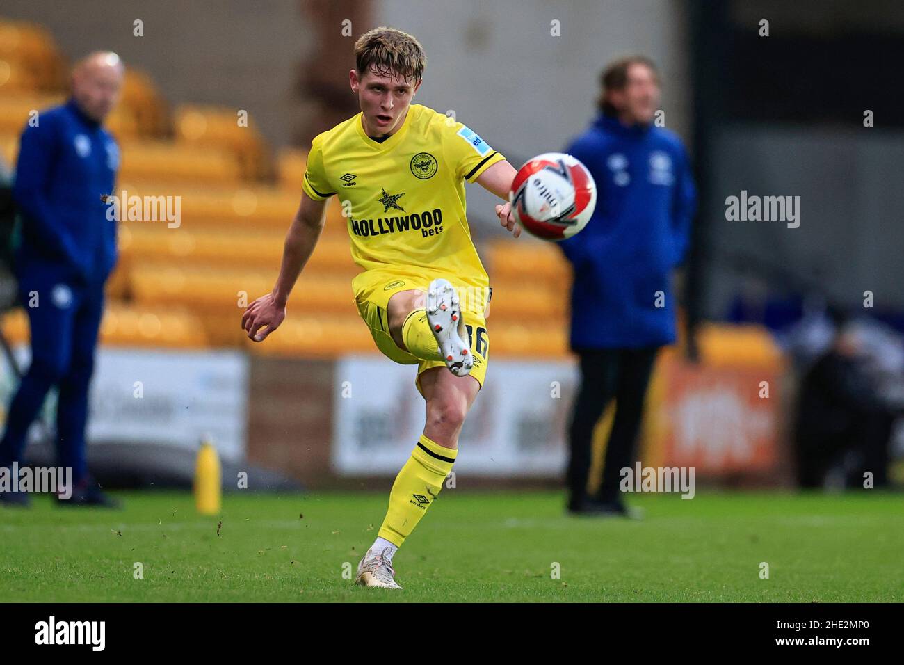 Fin stevens hi-res stock photography and images - Alamy